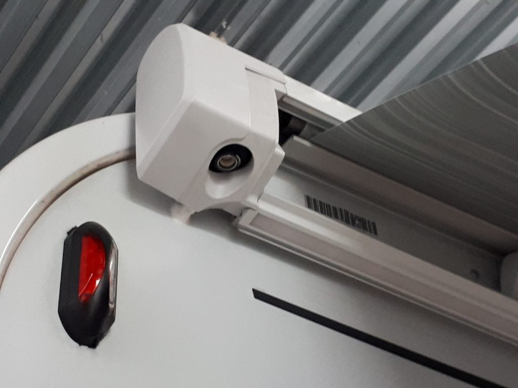 Elektrische aandrijving luifel - inclusief montage | Noorderzon Campers